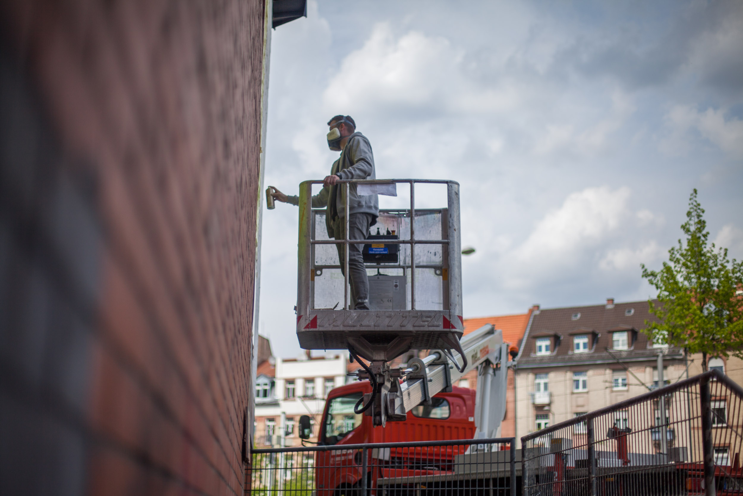 MURAL RUSSIAN ARTIST ALEXEY LUKA STADTWANDKUNST