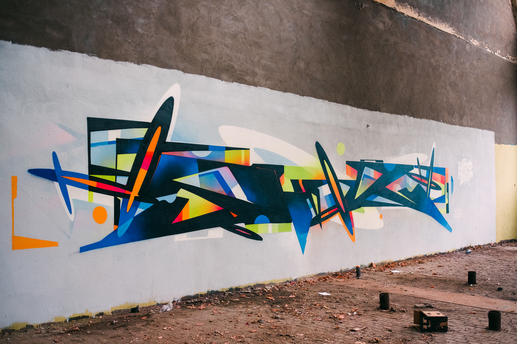 HARD2BUFF #20 featuring graffiti writer RASH on MontanaCans Blog