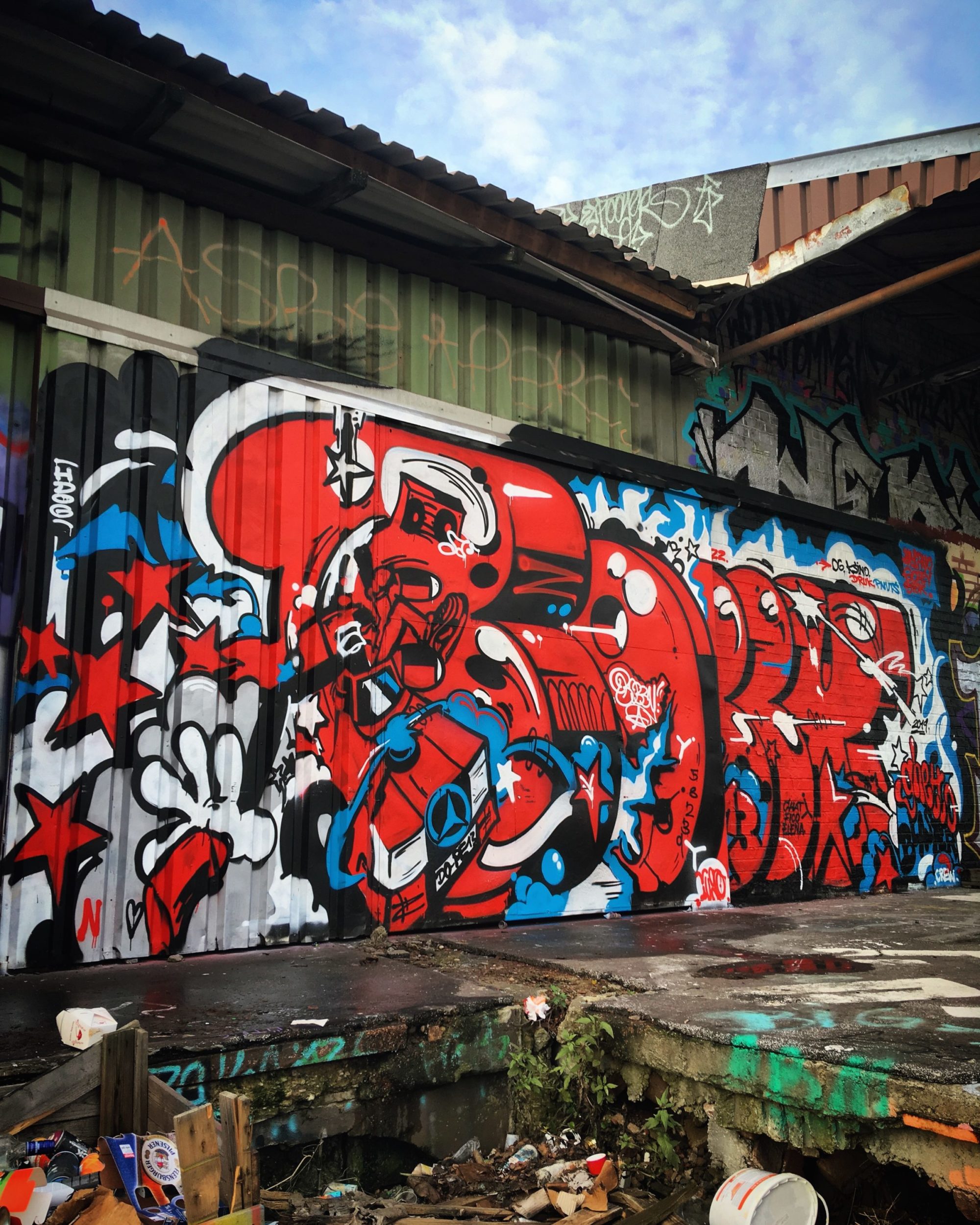 Graffiti Artist BOBBY ANALOG - MONTANA-CANS BLOG