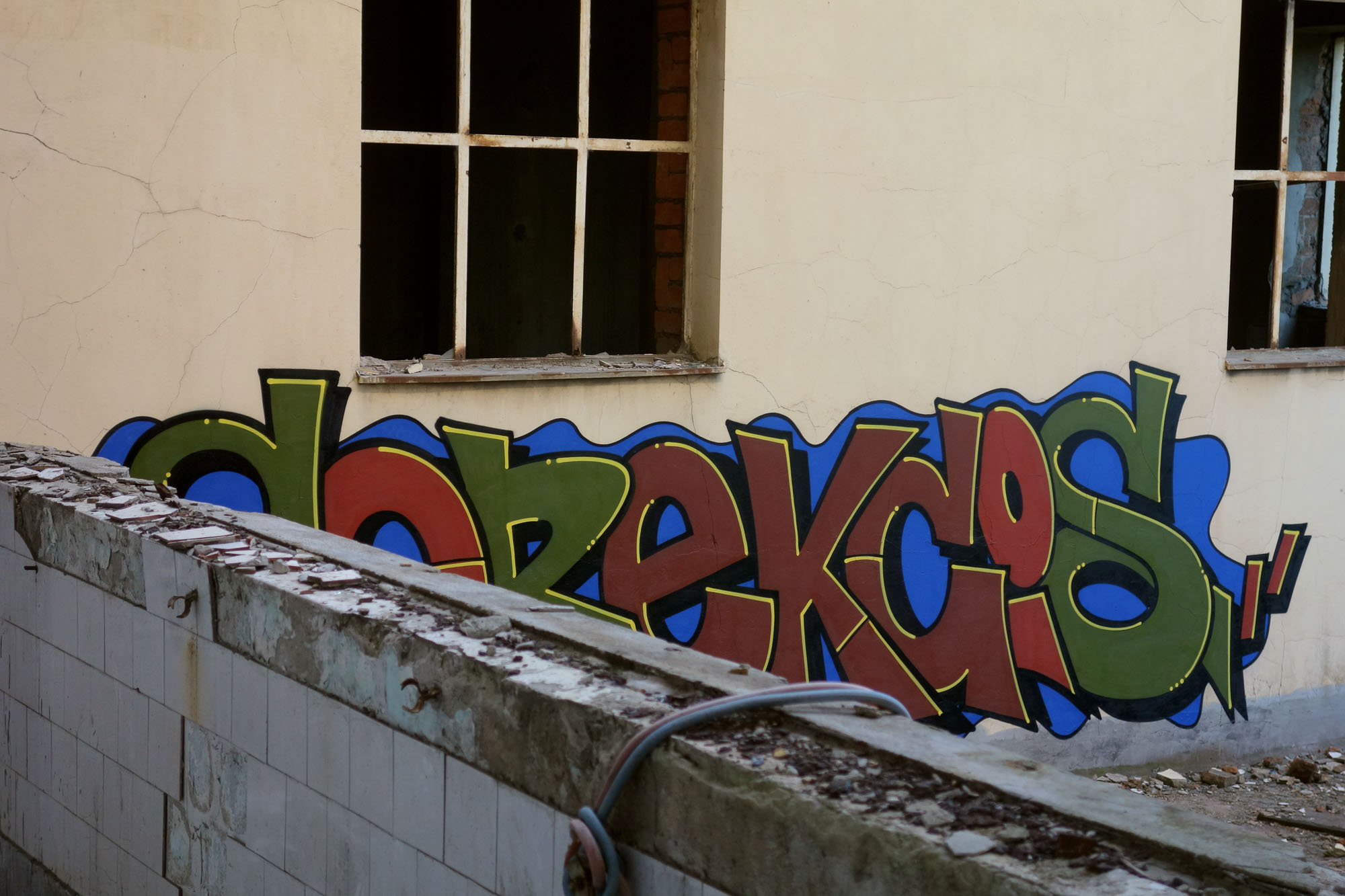Graffiti update by Belgrade based SOBEKCIS - MONTANA-CANS BLOG