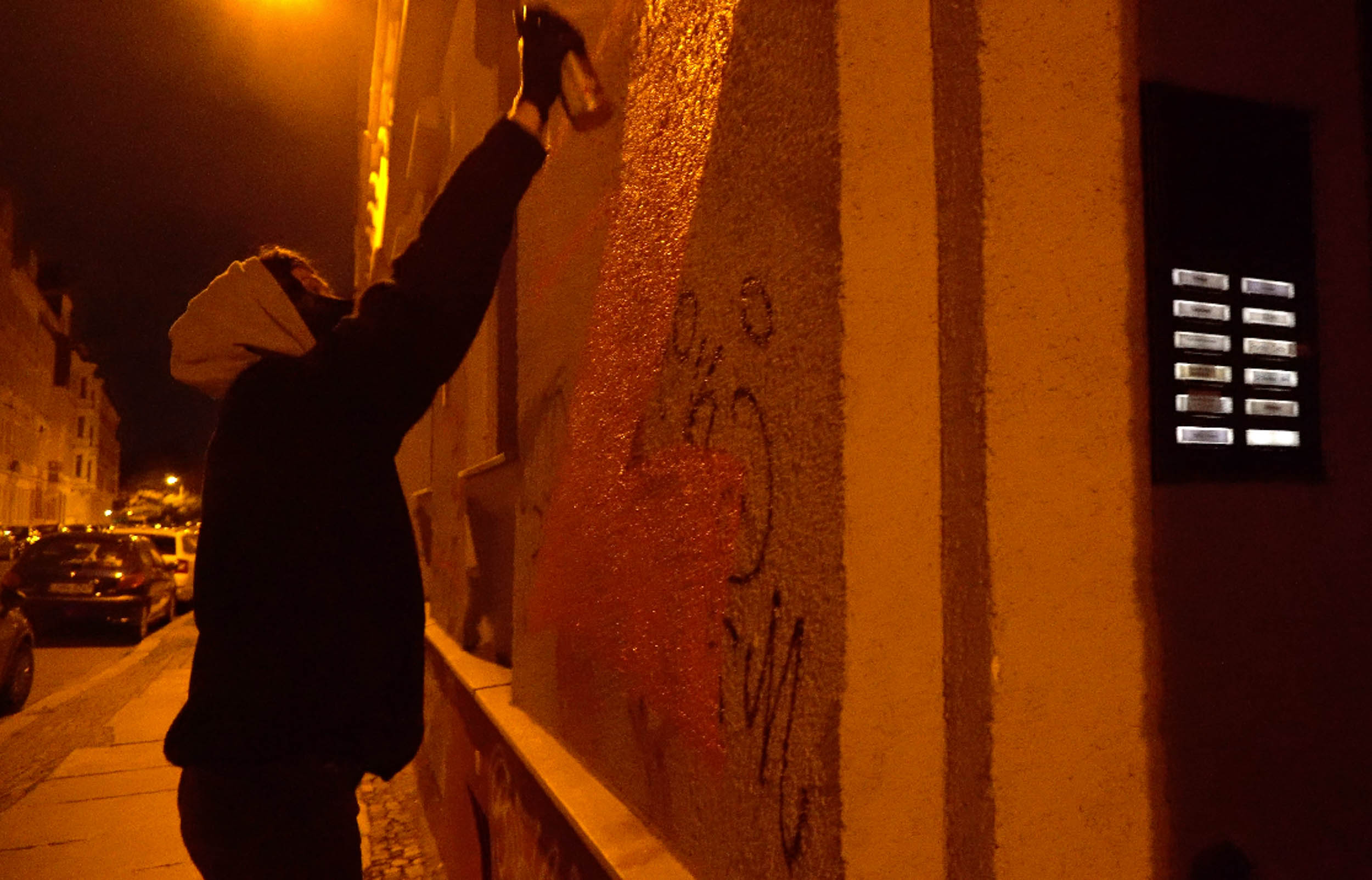 introducing the artist collective SISTERHOOD Girls Go Graffiti