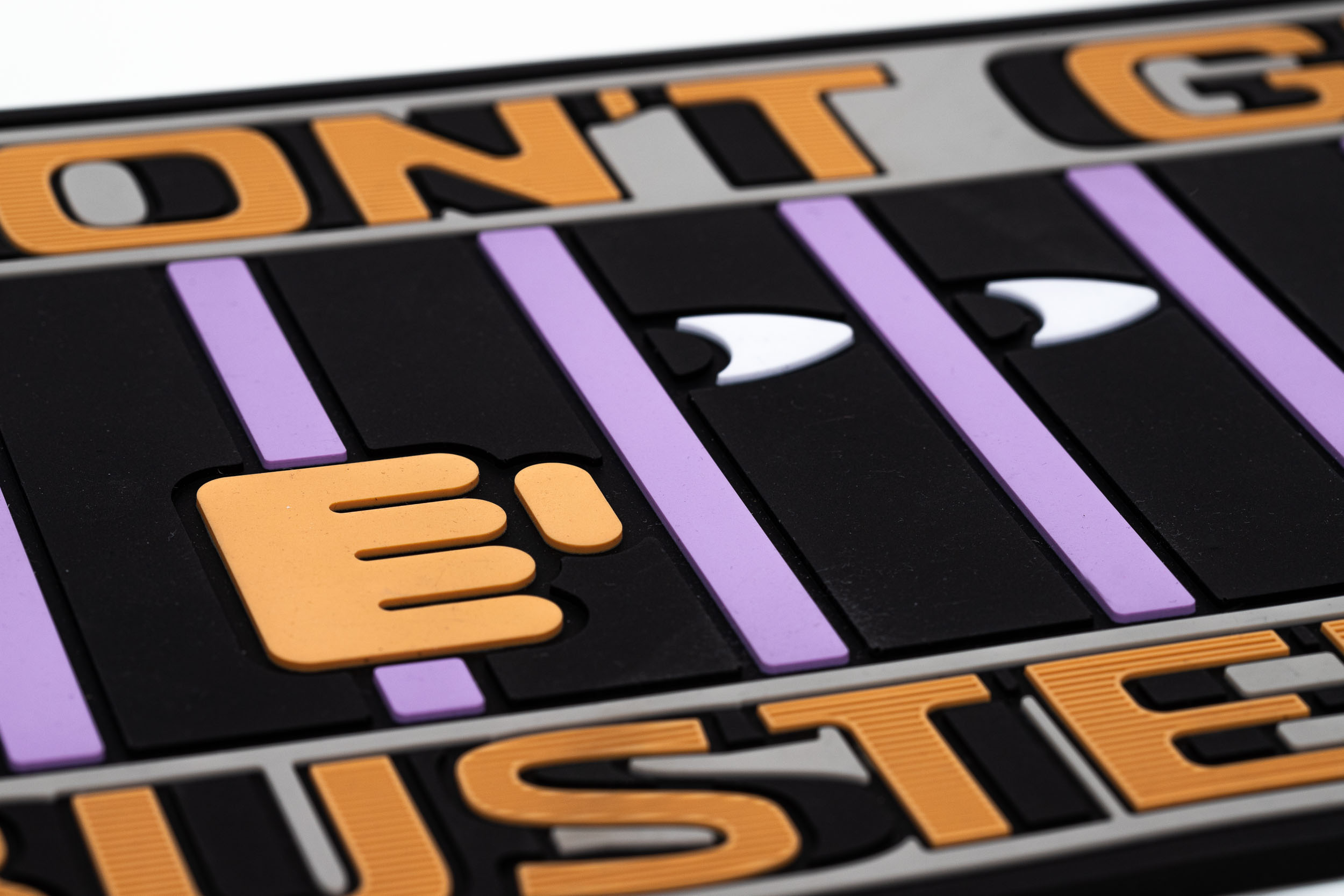 New Montana Counter Mat "DON´T GET BUSTED" - MONTANA-CANS BLOG