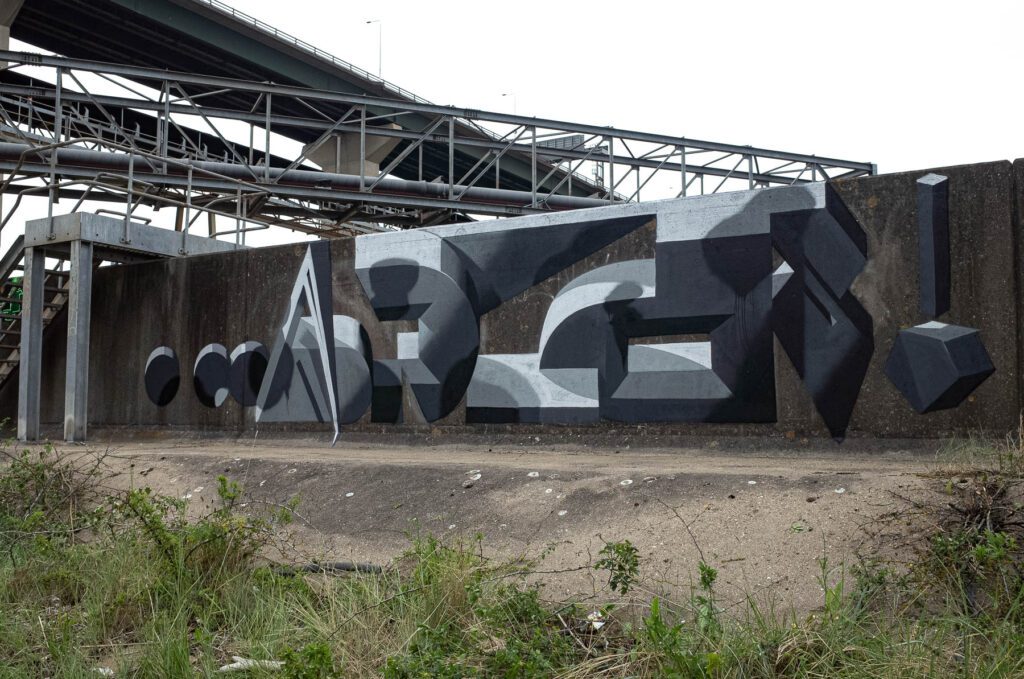 Introducing graffiti artist Roids - MONTANA-CANS BLOG