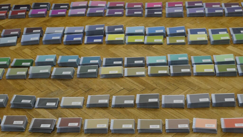 Montana BLACK True Tone color chart - MONTANA-CANS BLOG